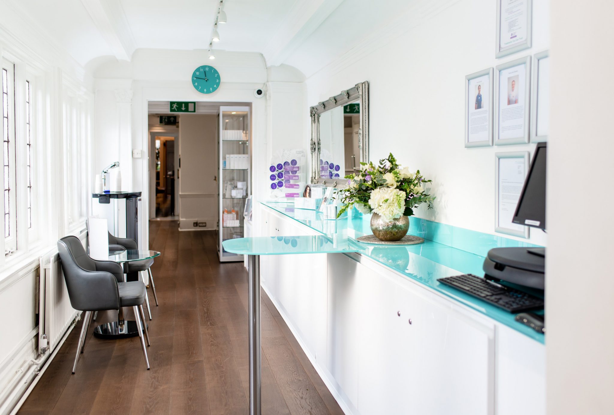 Mini Facelift | The Private Clinic